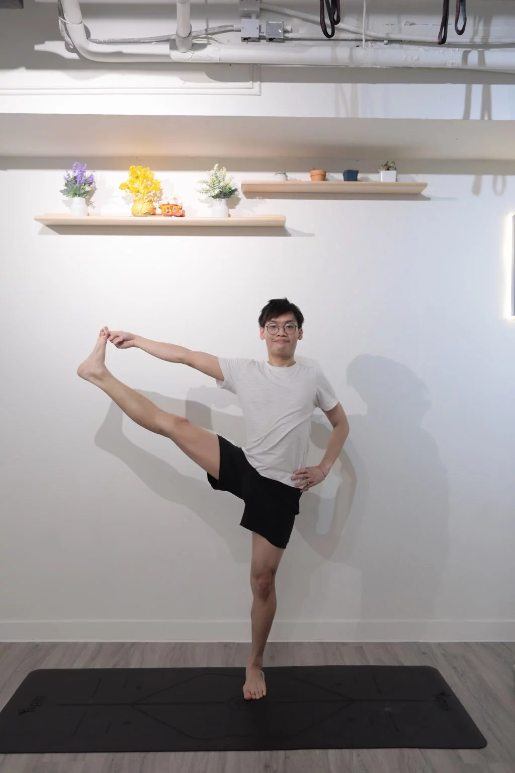 Yuen Long Yoga Teacher - Cyrus | Tapas Yoga HK | 元朗瑜伽 | 一念瑜伽